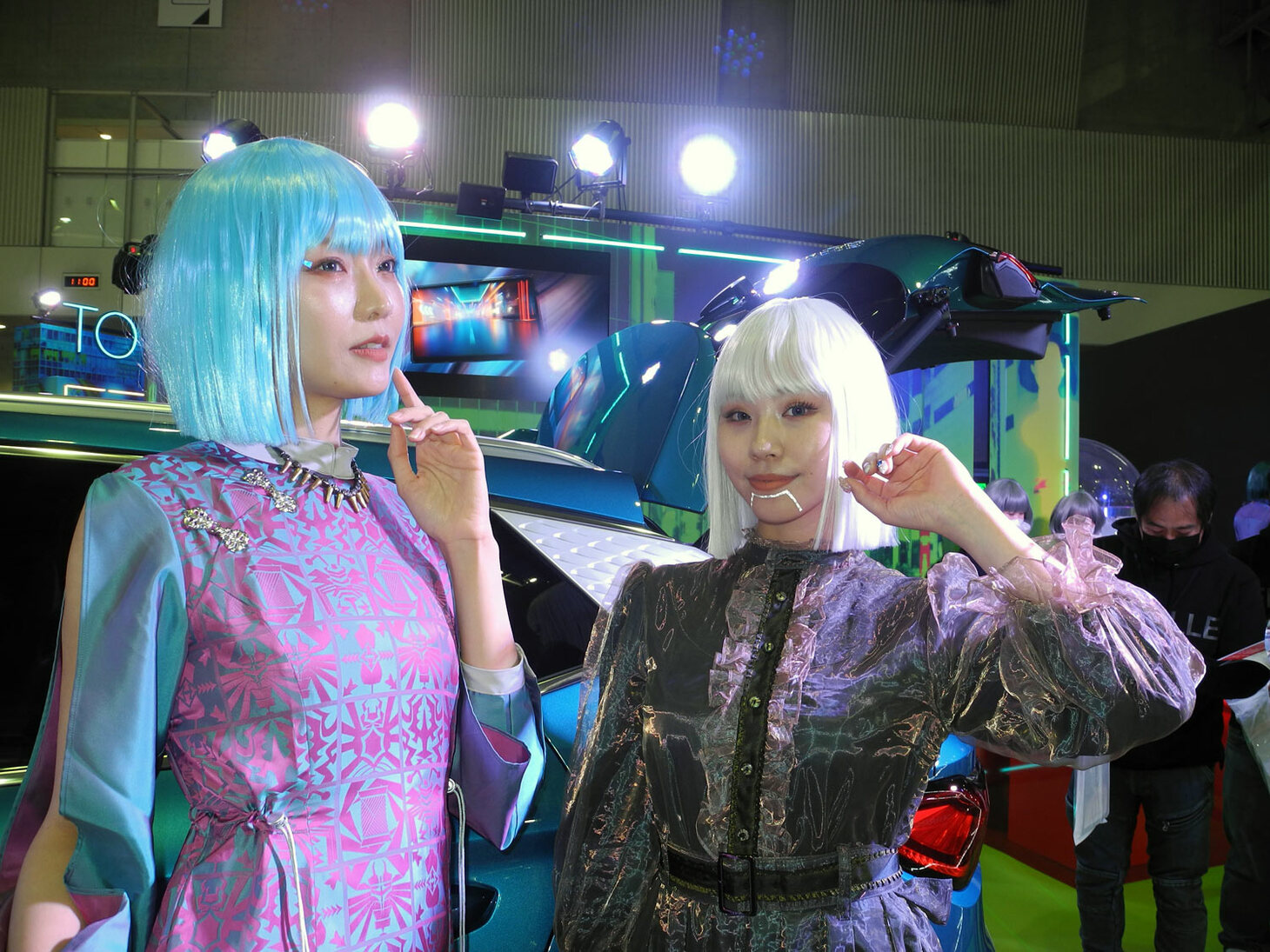 【東京オートサロン2023】 コンパニオン名鑑（その17） ビジュアル45枚 【画像・写真】 - webCG