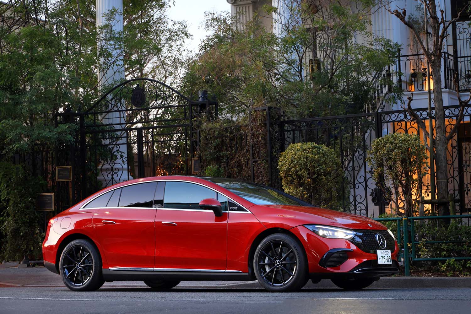 新次元のプレミアムタイヤ「BRIDGESTONE REGNO GR-XIII」を知る・試す 【2024 Spring webCGタイヤセレクション＜AD＞】 - webCG