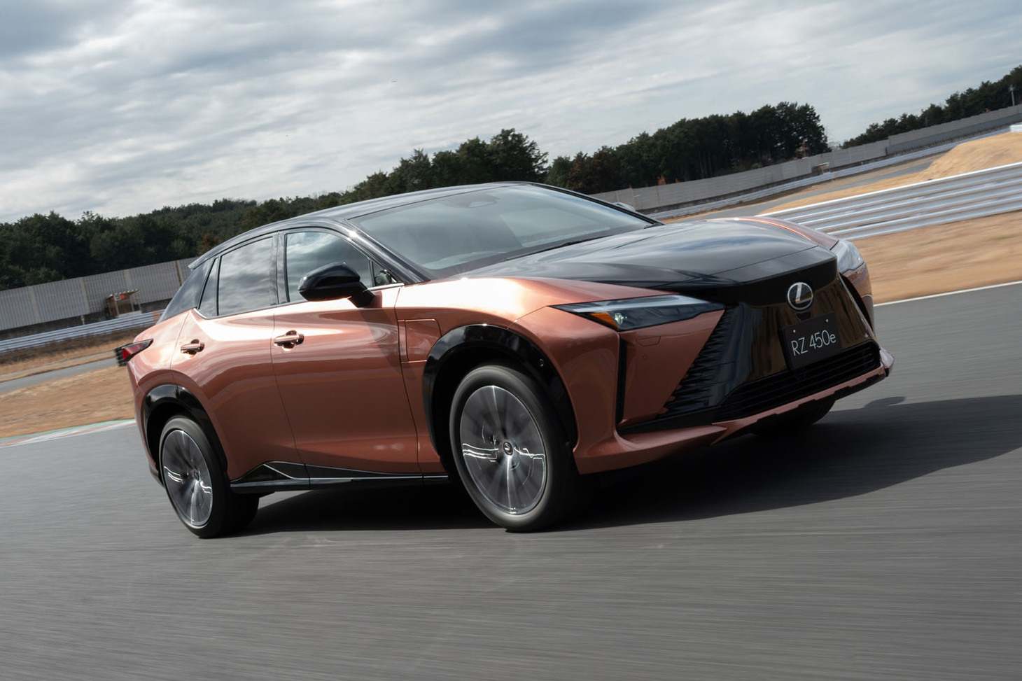 レクサスRZ450eプロトタイプ（4WD）【試乗記】 じっくり見極めよう - webCG
