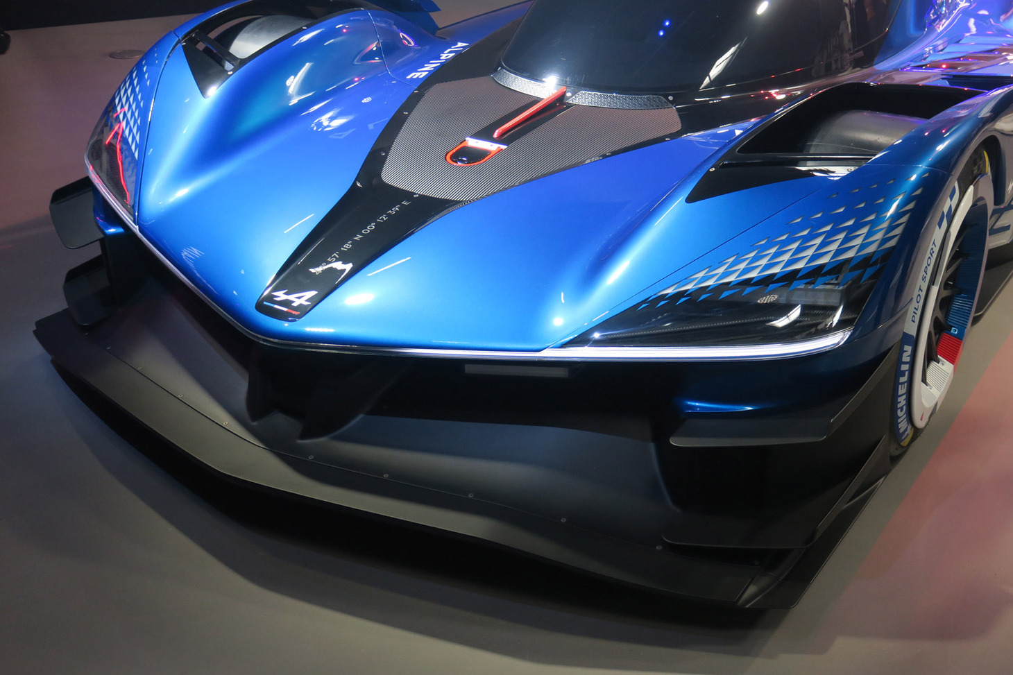 アルピーヌA424_β ビジュアル47枚 【画像・写真】 - webCG