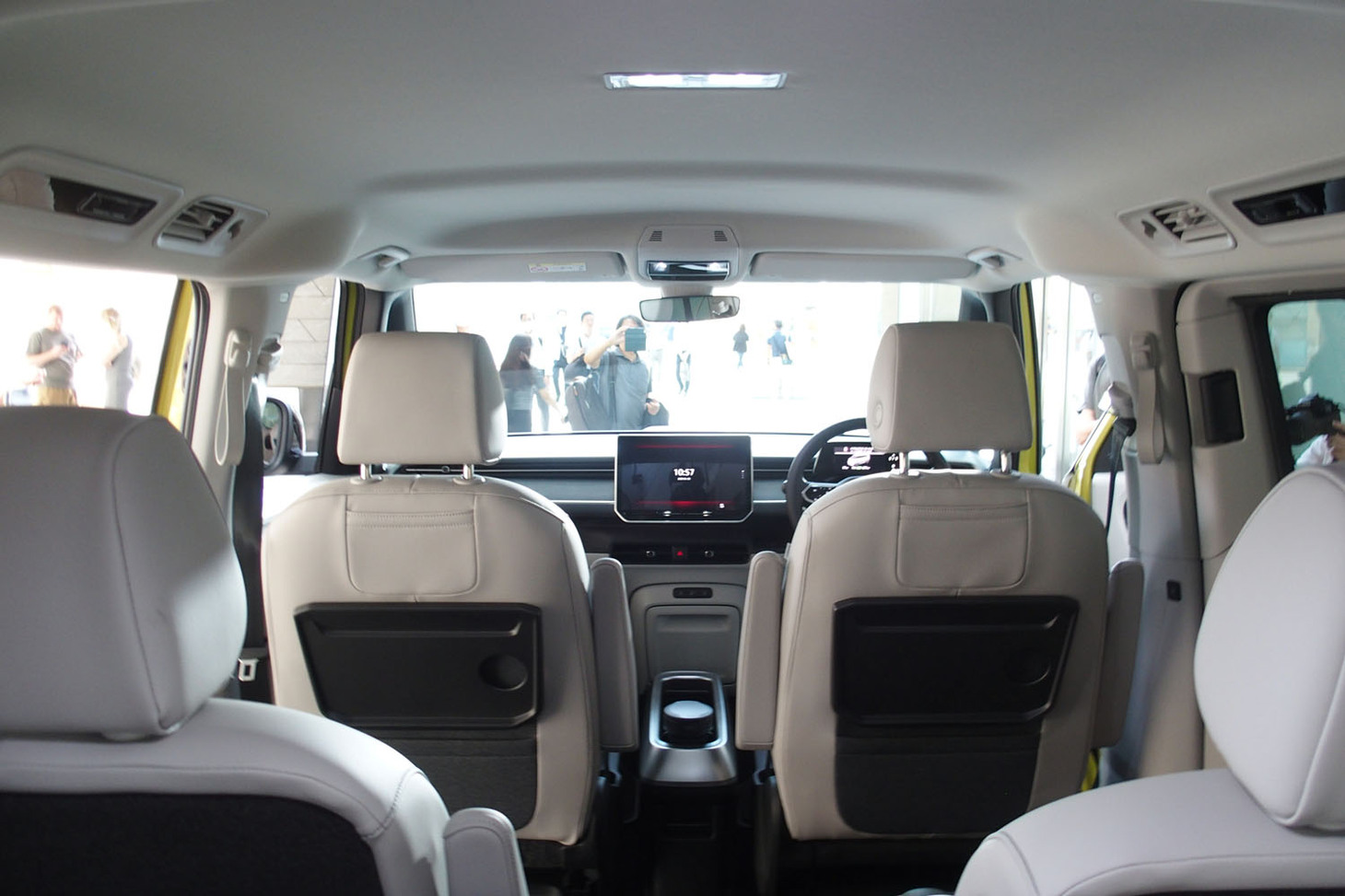 フォルクスワーゲンID. Buzz 内装・外装など90枚 【画像・写真】 - webCG