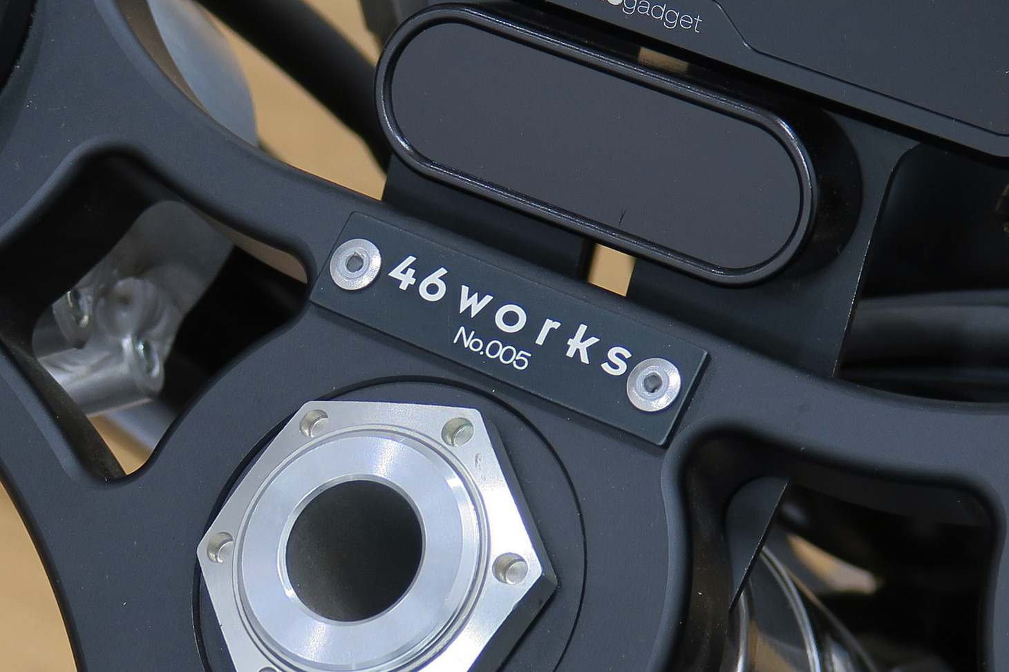 カスタムファクトリー46Worksの個展「全開か否か」の会場より ビジュアル103枚 【画像・写真】 - webCG