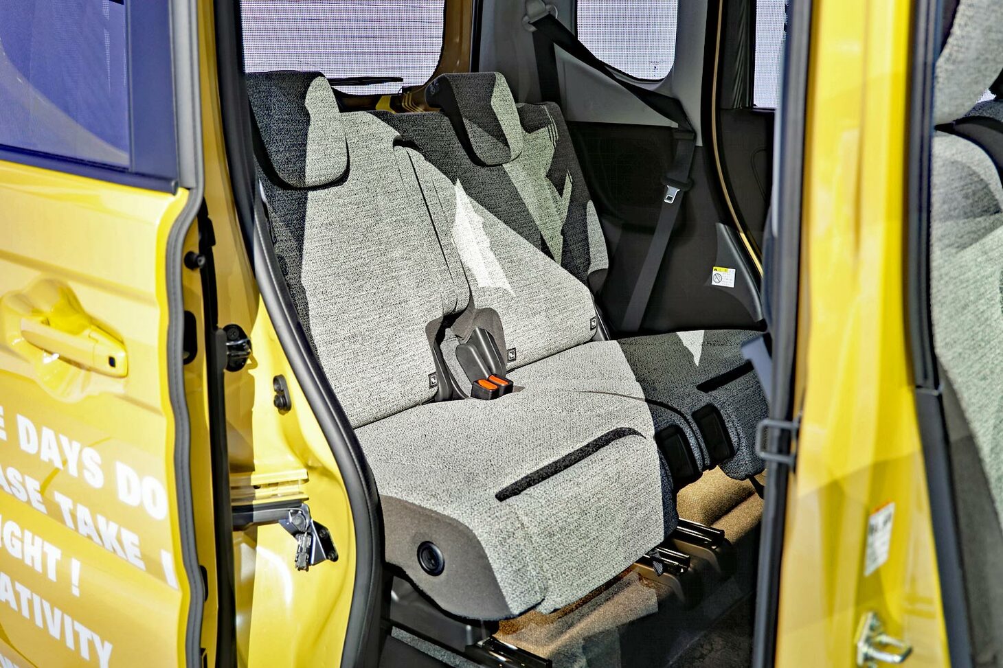 ジャパンモビリティショー2023（スズキ・スイフト コンセプト／スペーシア コンセプト） 内装・外装など96枚 【画像・写真】 - webCG