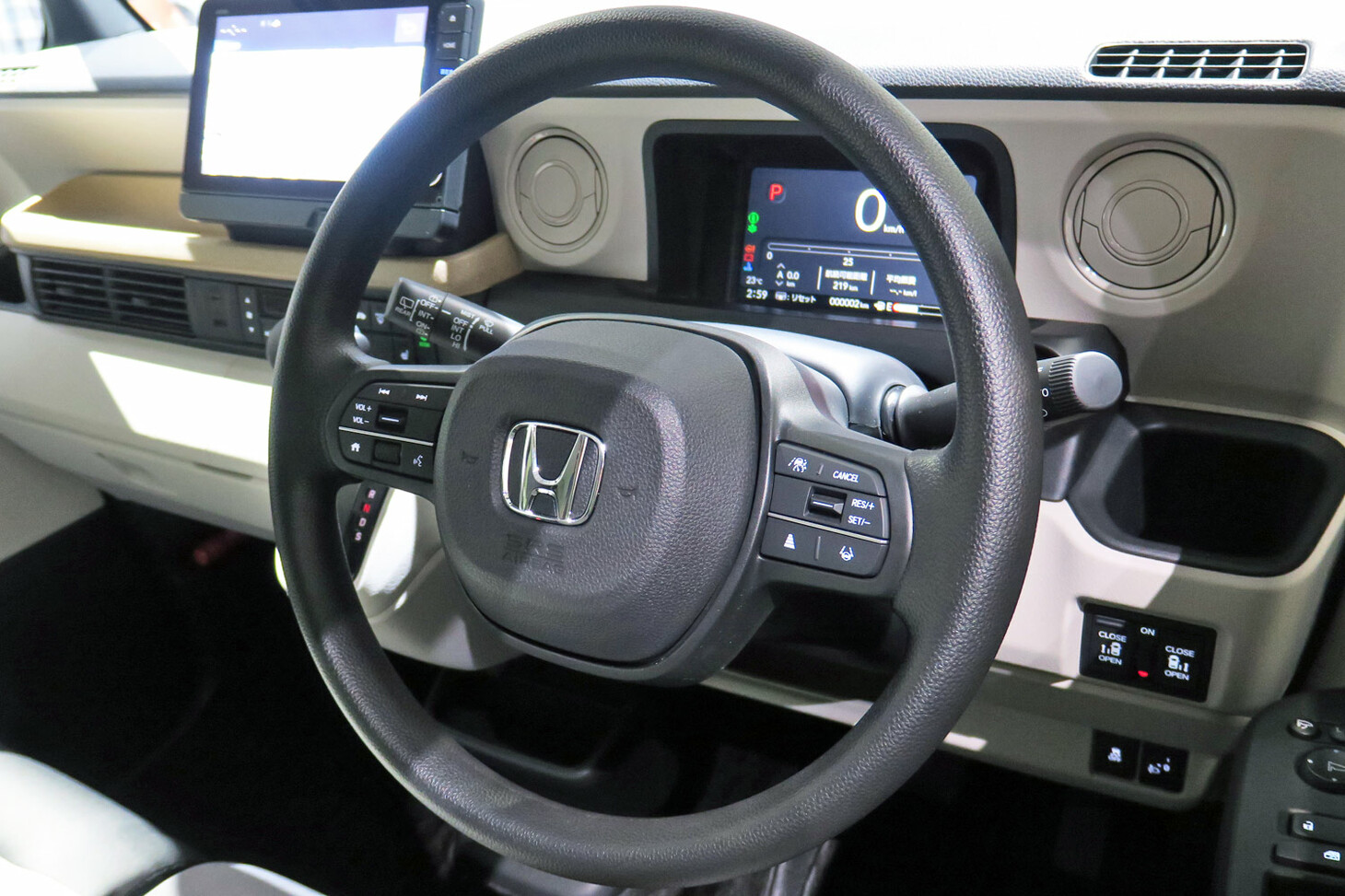 新型ホンダN-BOX／N-BOXカスタム 内装・外装など127枚 【画像・写真】 - webCG