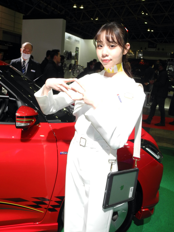 【東京オートサロン2024】コンパニオン・モデル名鑑（その4） ビジュアル24枚 【画像・写真】 - webCG