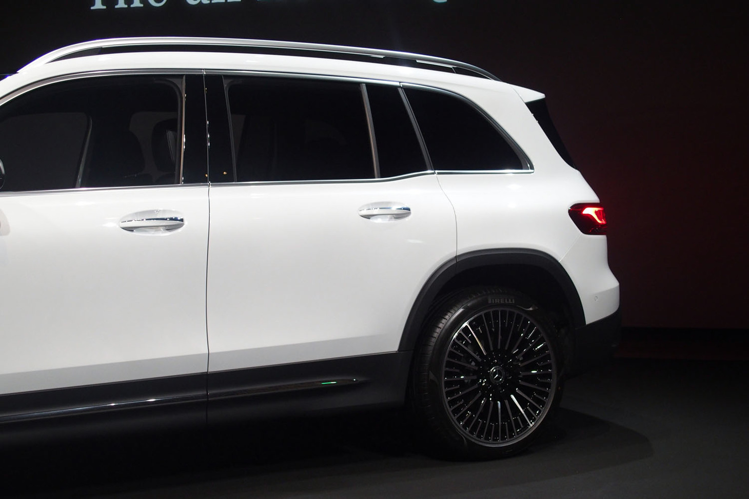 メルセデス・ベンツEQB 内装・外装など67枚 【画像・写真】 - webCG