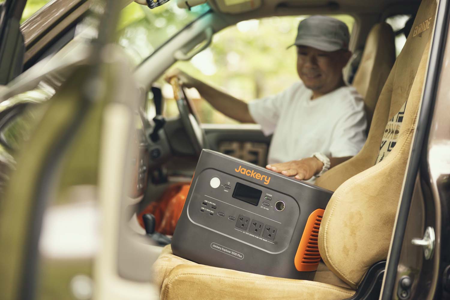 キャンプも車中泊もJackeryで変わる 【電気で輝くカーライフ＜AD＞】 - webCG