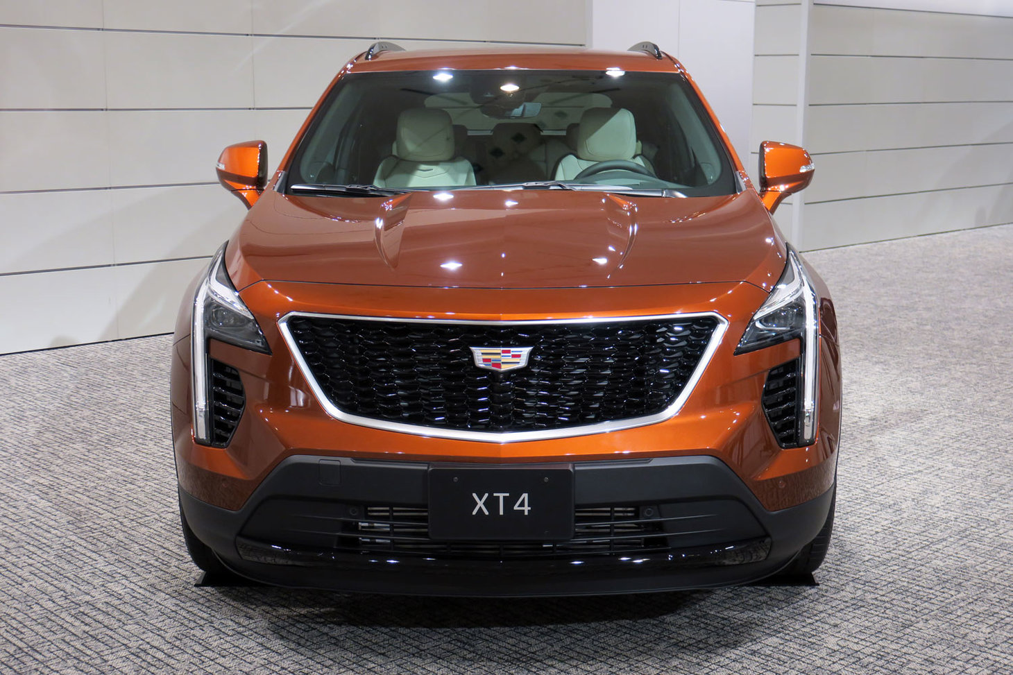 キャデラックXT4スポーツ 内装・外装など33枚 【画像・写真】 - webCG