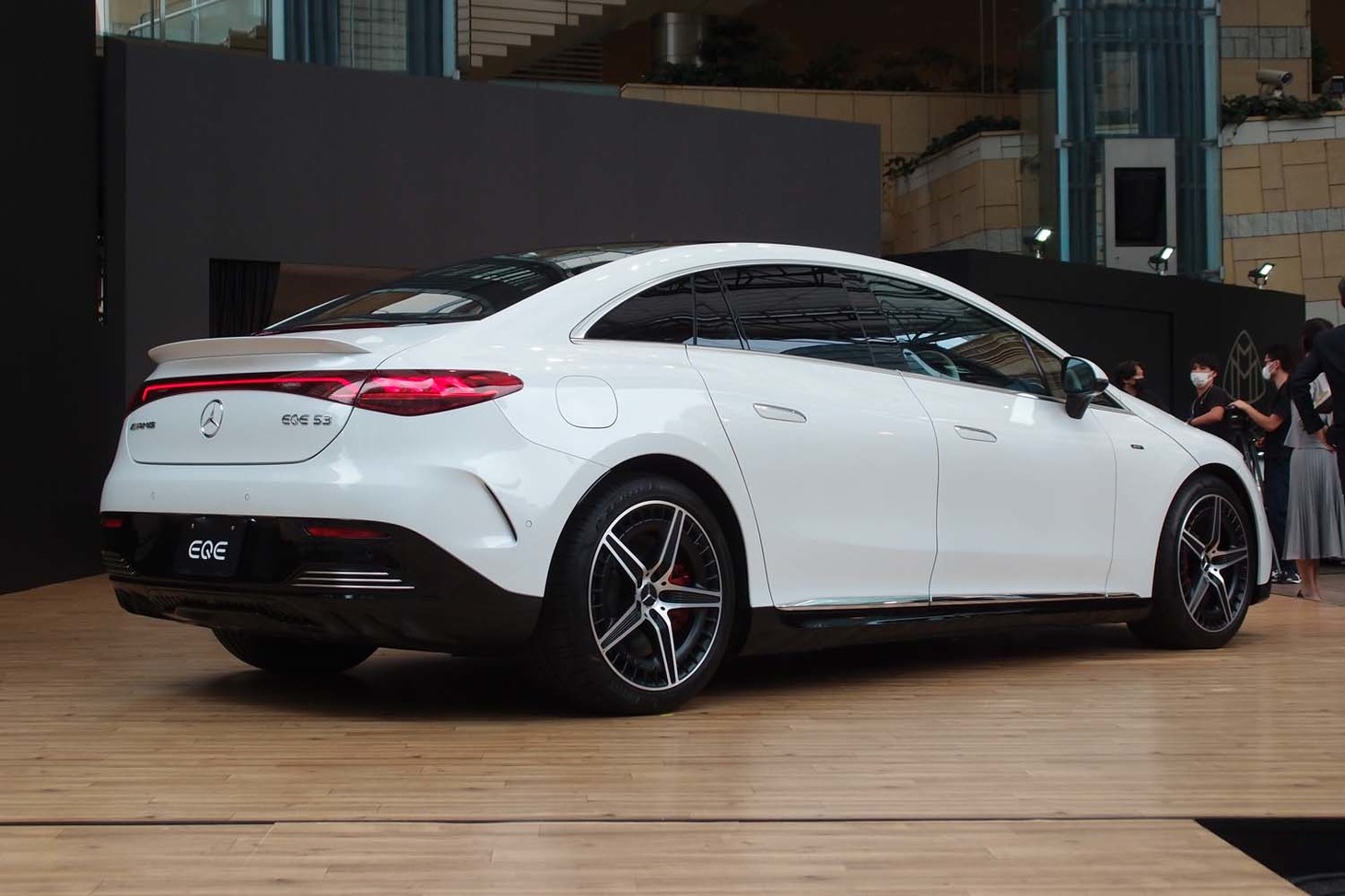 メルセデス・ベンツEQE350＋／メルセデスAMG EQE53 4MATIC＋ 内装・外装など30枚 【画像・写真】 - webCG