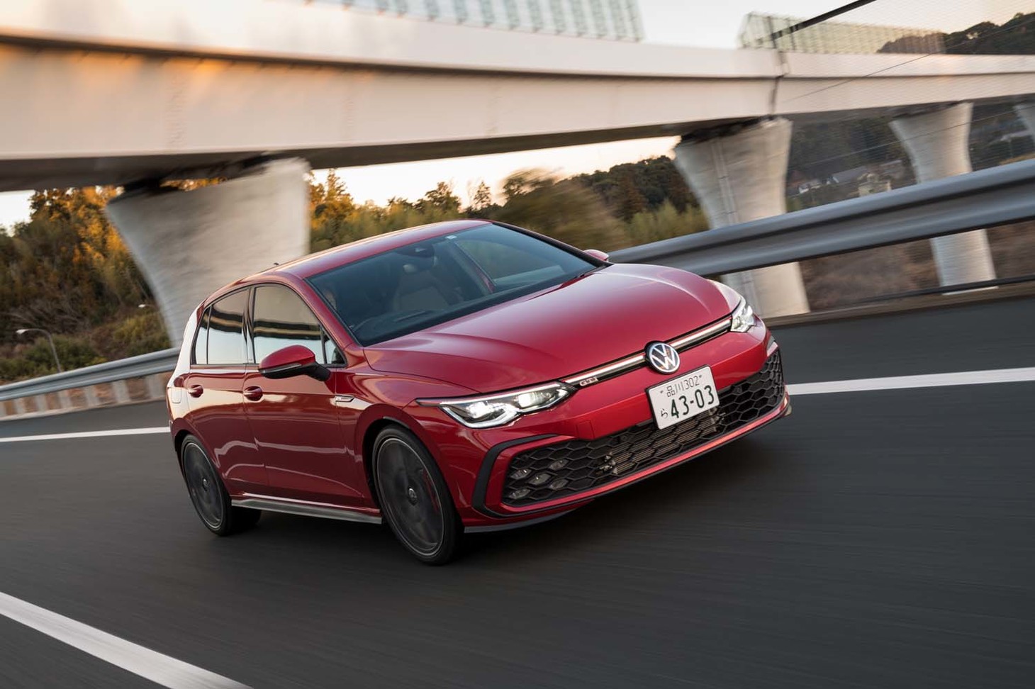 フォルクスワーゲン・ゴルフGTI（FF/7AT）【試乗記】 無慈悲に速い - webCG