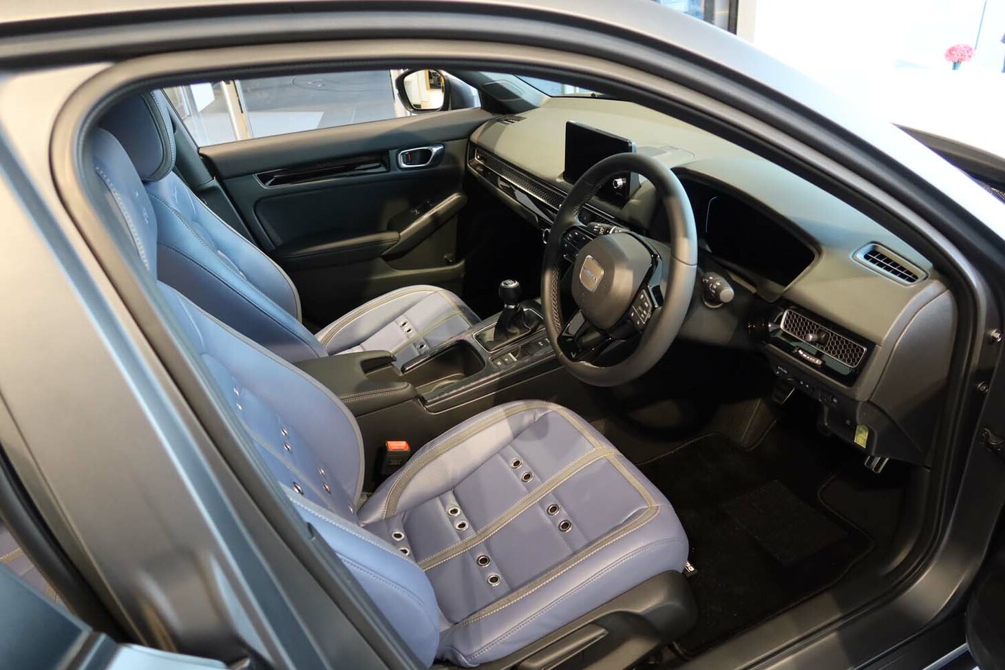 ミツオカM55コンセプト ビジュアル52枚 【画像・写真】 - webCG