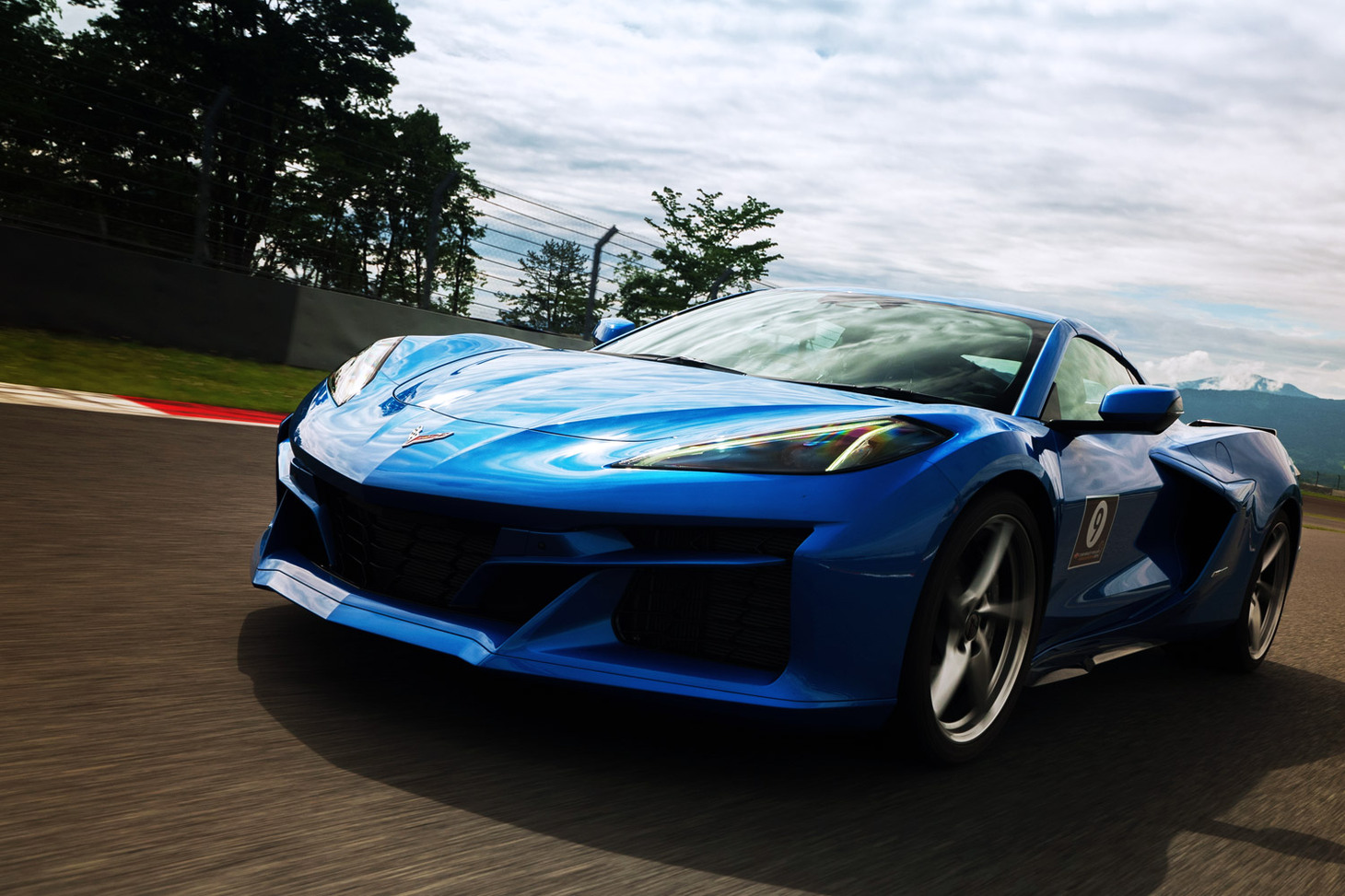 シボレー・コルベットE-Ray 内装・外装など57枚 【画像・写真】 - webCG