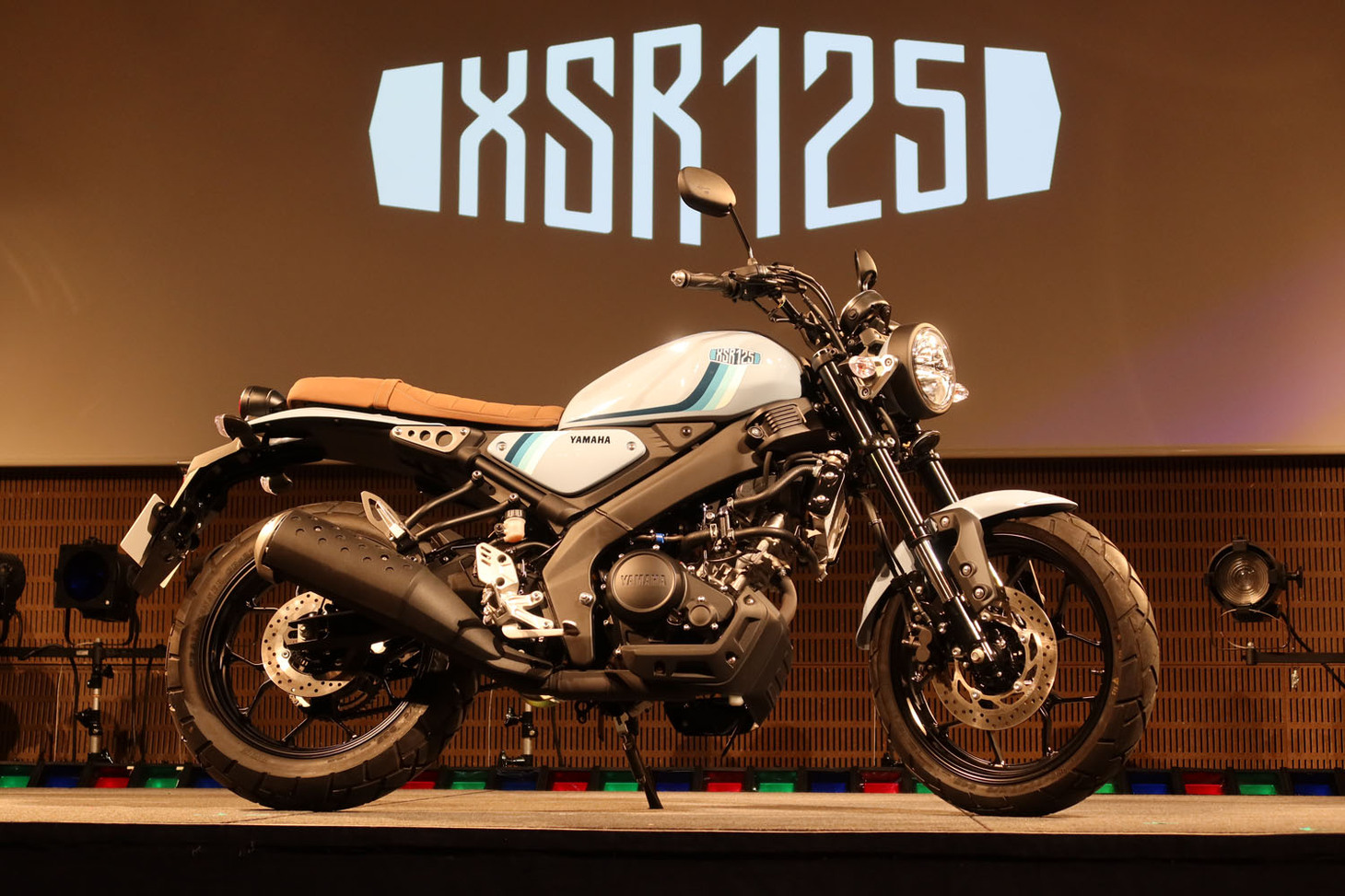 ヤマハがネオレトロな新型バイク「XSR125 ABS」を発表 【ニュース】 の画像8枚 - webCG
