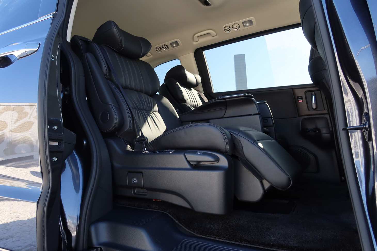 ホンダ・オデッセイe：HEVアブソルート・EXブラックエディション／オデッセイe：HEVアブソルート・EX 内装・外装など94枚 【画像・写真】 - webCG