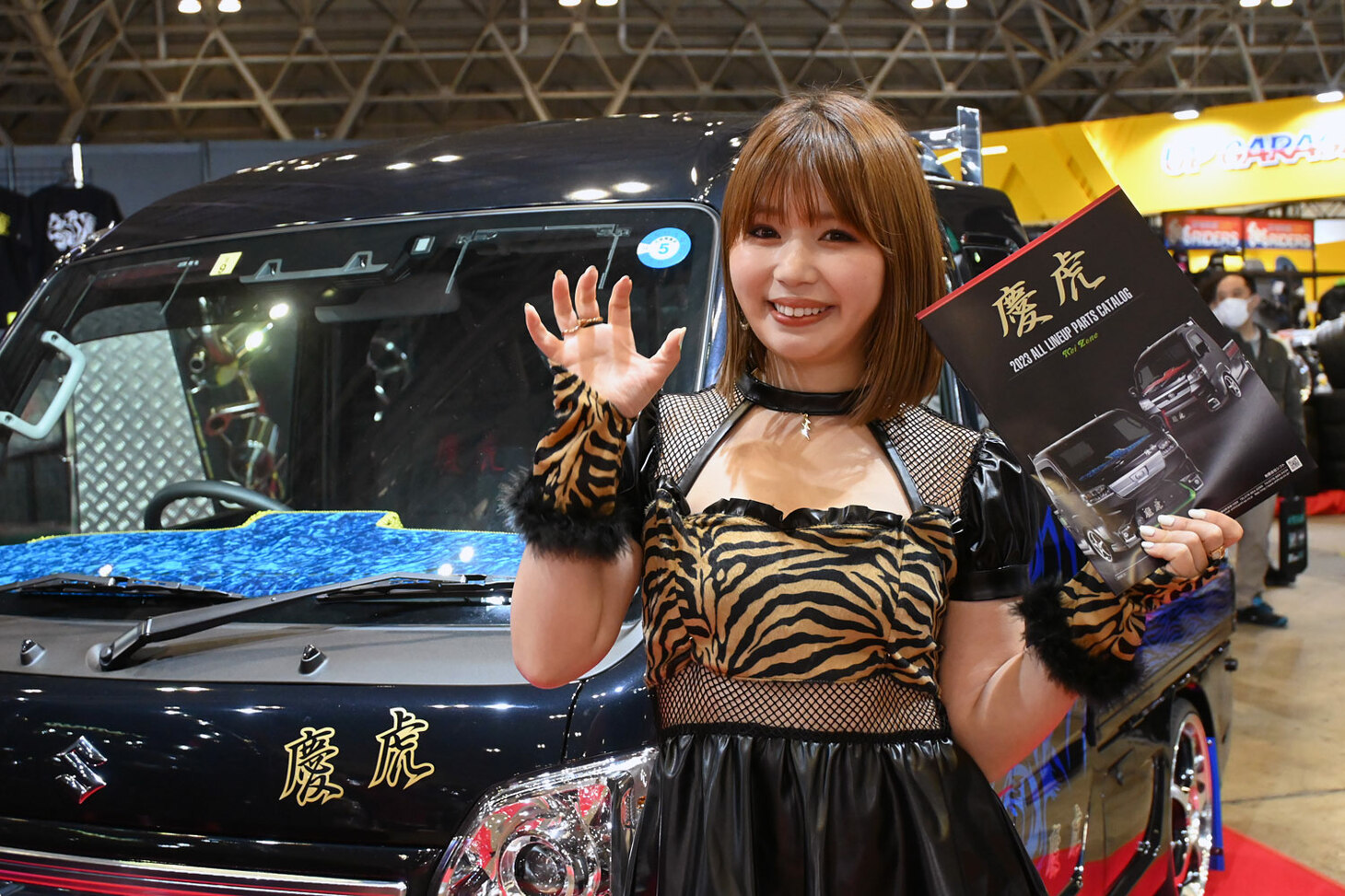 【東京オートサロン2023】 コンパニオン名鑑（その13） ビジュアル22枚 【画像・写真】 - webCG