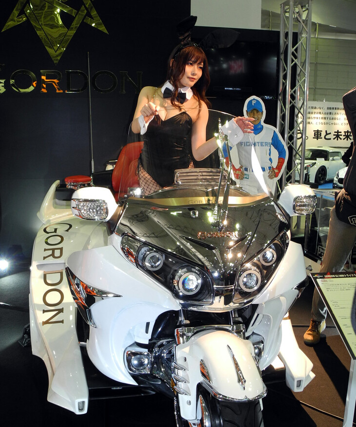 【東京オートサロン2023】 コンパニオン名鑑（その16） ビジュアル23枚 【画像・写真】 - webCG