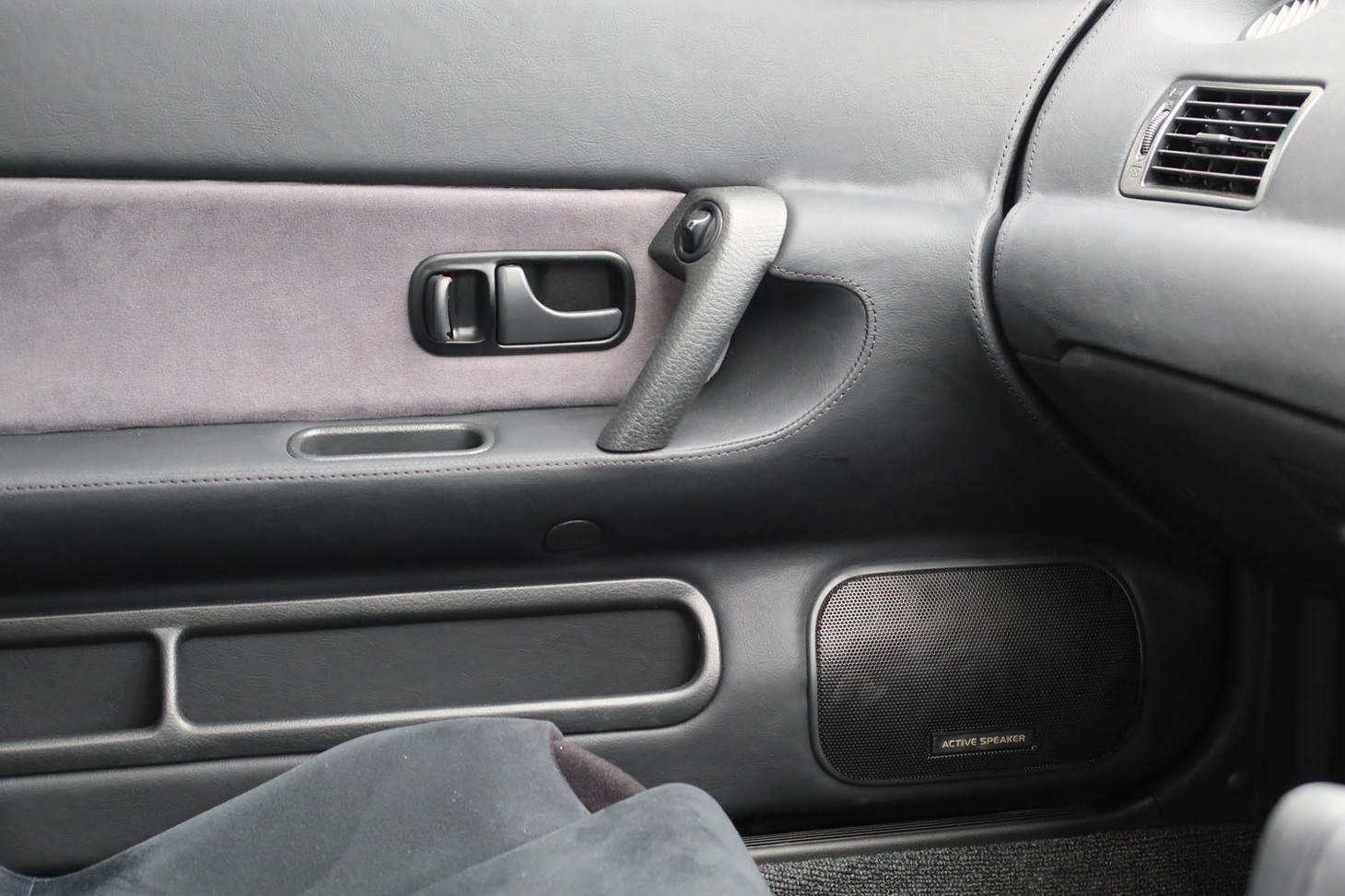 日産R32EV（R32型スカイラインGT-R EVコンバージョンモデル） 内装・外装など49枚 【画像・写真】 - webCG