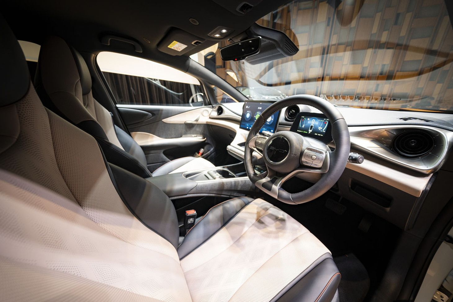 BYDドルフィン 内装・外装など70枚 【画像・写真】 - webCG