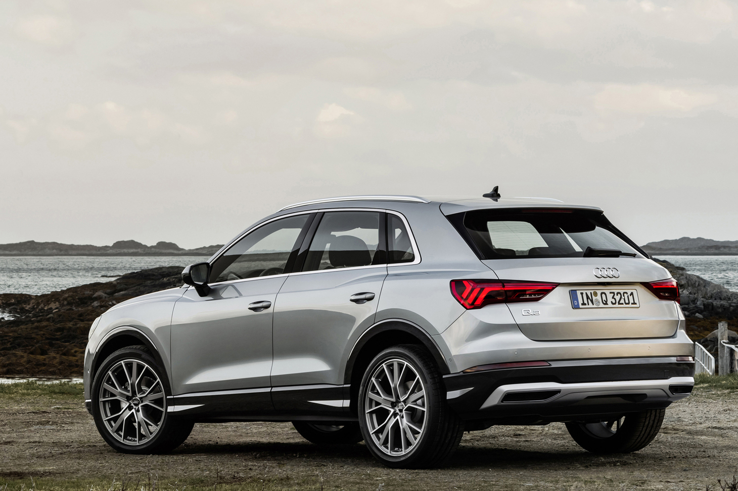 アウディQ3 内装・外装など21枚 【画像・写真】 - webCG