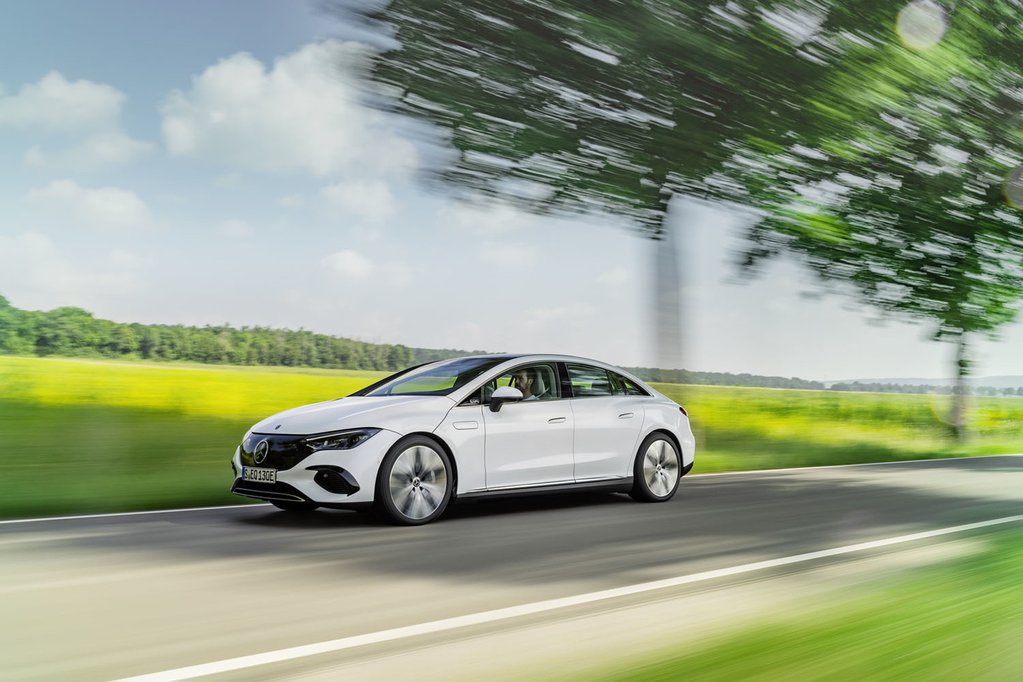 メルセデス・ベンツEQE 内装・外装など57枚 【画像・写真】 - webCG