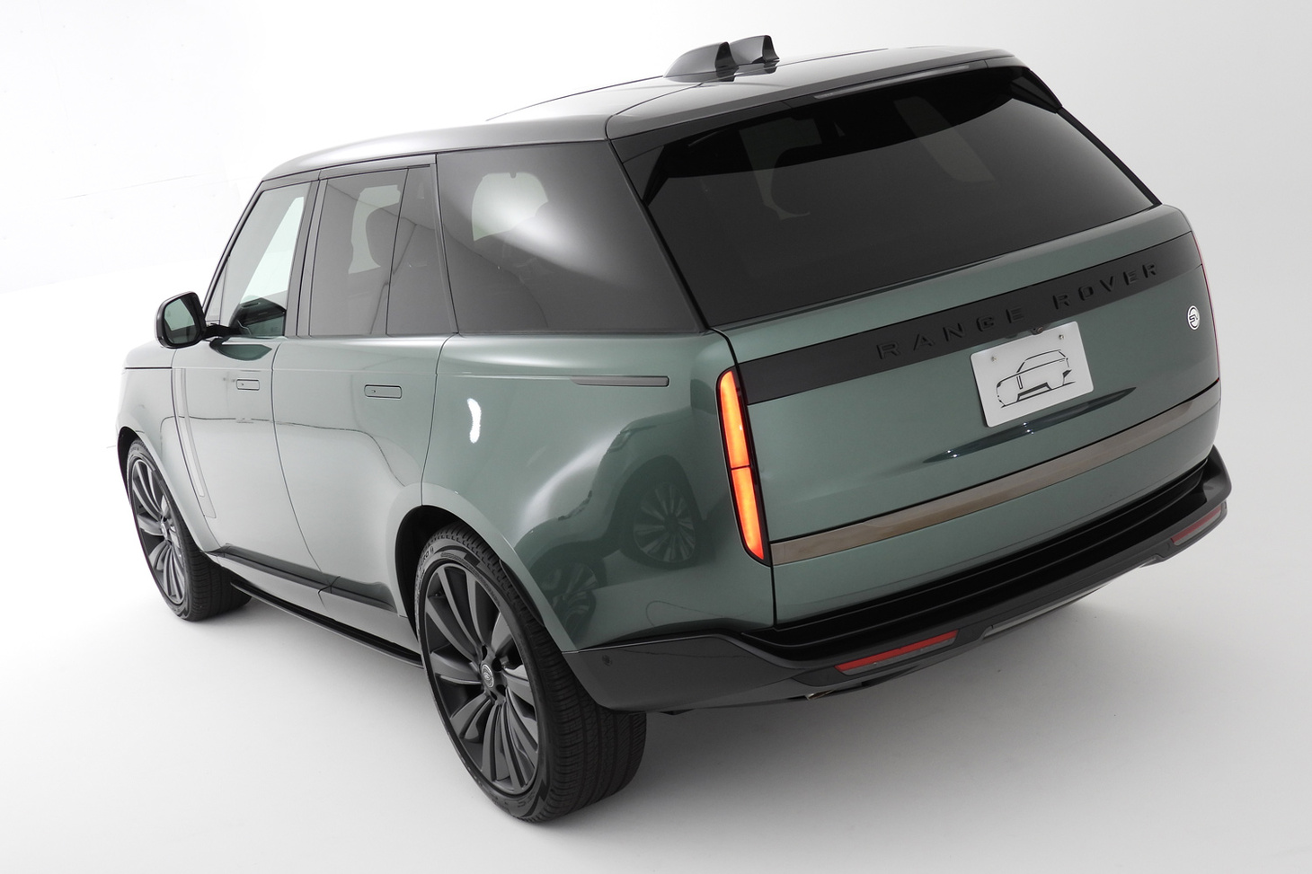 レンジローバーSVビスポーク バルモラルエディション 内装・外装など45枚 【画像・写真】 - webCG