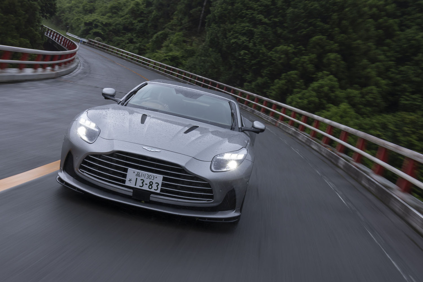 アストンマーティンDB12ヴォランテ（後編） の画像12枚 - webCG